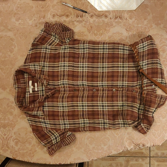 Ruehl No.925 | Tops | Ruehl Womens Shirt | Poshmark